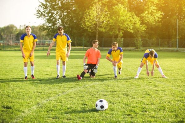 Improve Your Team Cohesion In Football: Complete Guide | Field Insider