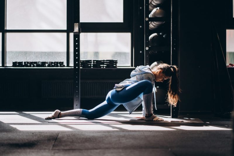 How To Stretch Before, And After A Basketball Game | Field Insider